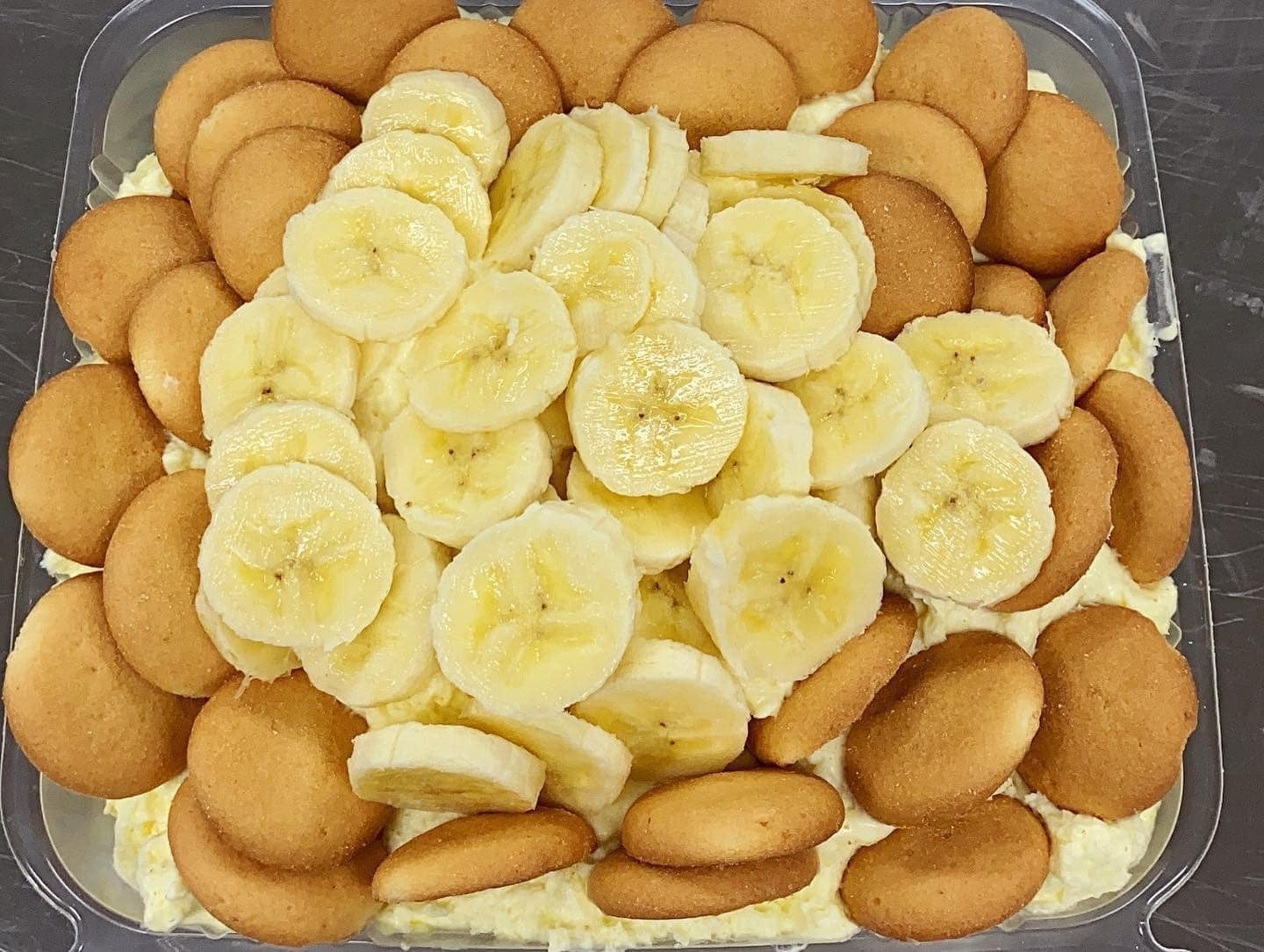 Family Size Banana Pudding | Patriot Cakes Restaurant & Bakery